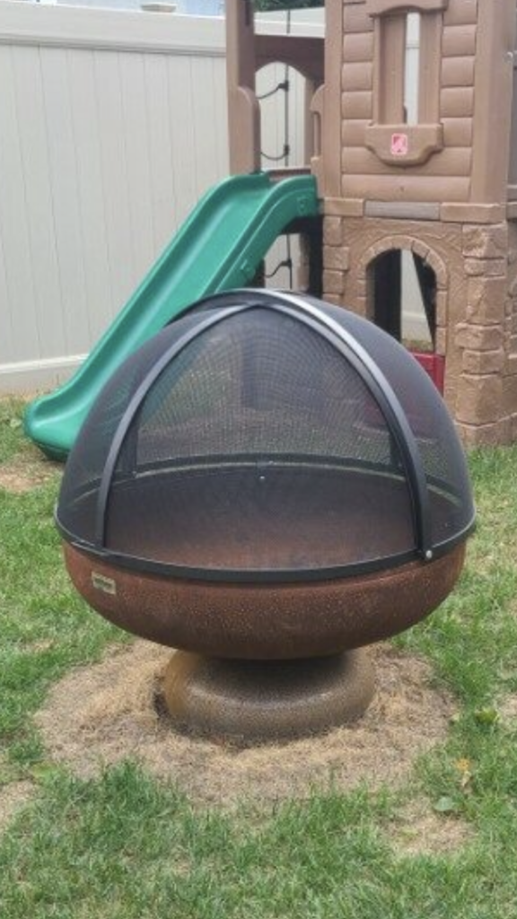 Pivot Screen For Bowl Fire Pits – Sizes 24" To 48"